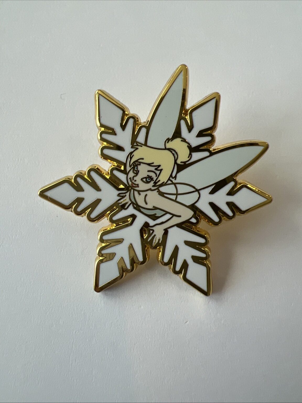 Loungefly Disney TINKER BELL WITH SNOWFLAKE Mystery Holiday Box Pin F4 ...