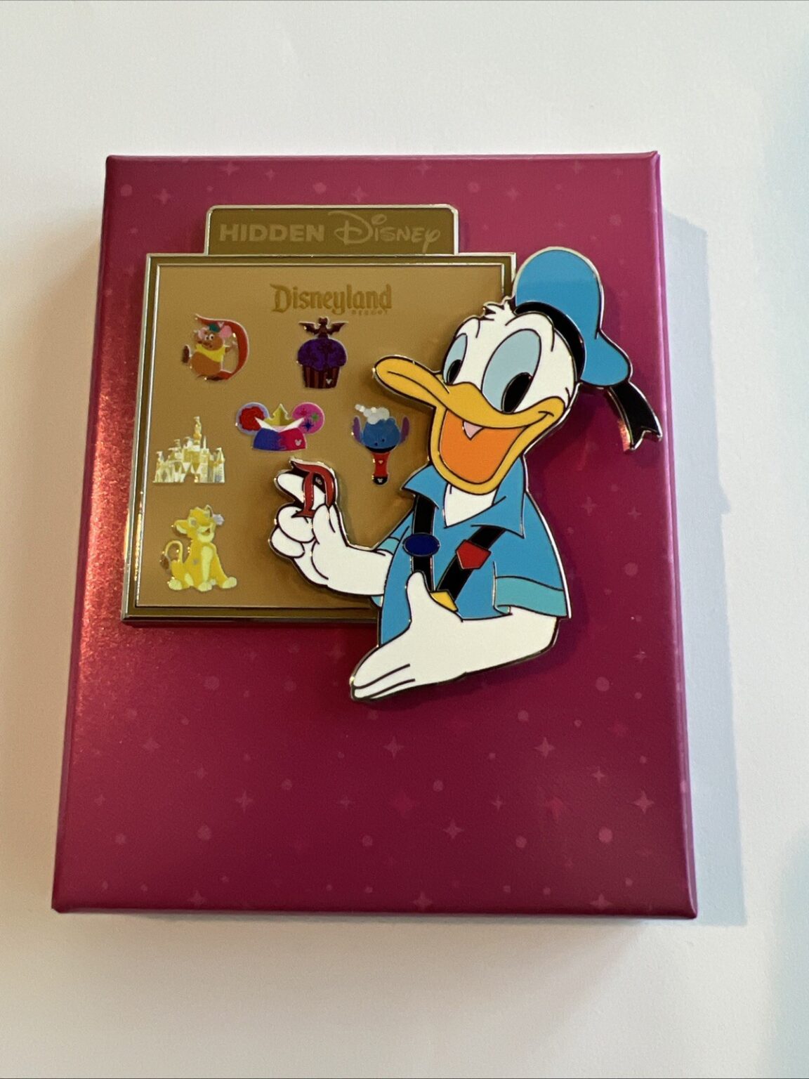 2025 Disneyland 25 Years Of Pin Trading Jumbo Donald Duck Pin LR In Box ...